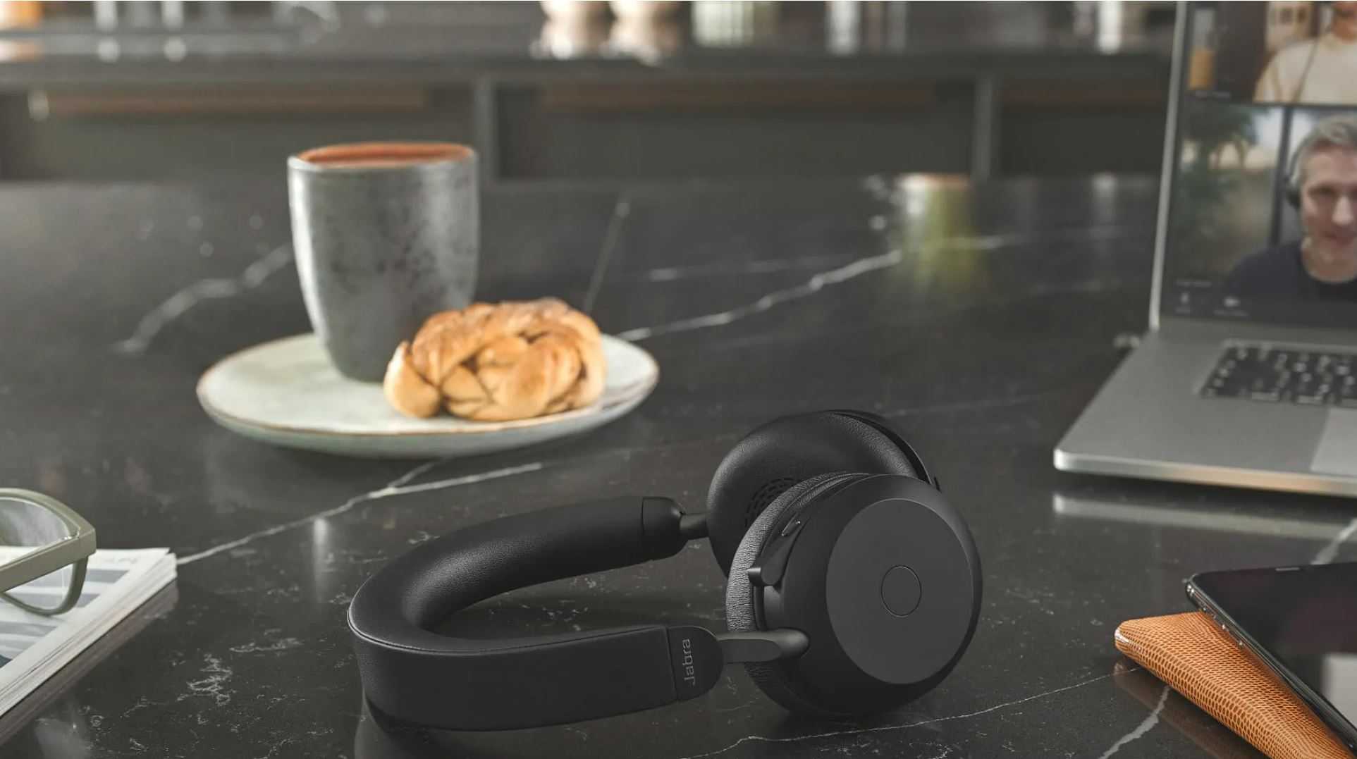 Jabra Evolve2 75 PC Wireless Headset with 8-Microphone Technology ...